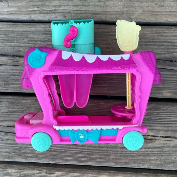 Hasbro | Toys | Hasbro Littlest Pet Shop Sweet Delights Treat Truck Lps ...